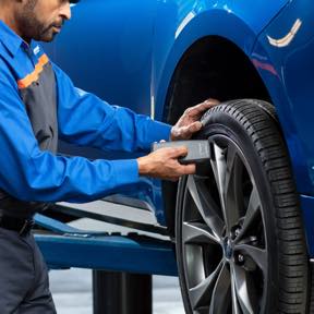 About Us | Quick Lane® Tire & Auto Centre